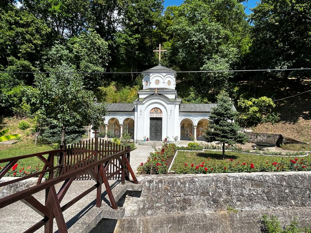 МАНАСТИР РАКОВИЦА - Smederevo uzivo